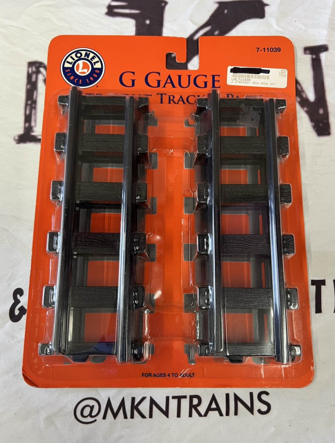 Lionel 7-11039 G Gauge Black Plastic Straight Tracks (Pack of 4) NEW S ...