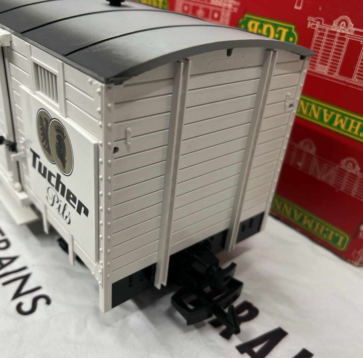 LGB 4032 Bierwagen G Scale Boxcar - Tucher Pils - NOS Early Red Box Vi – MKN Trains