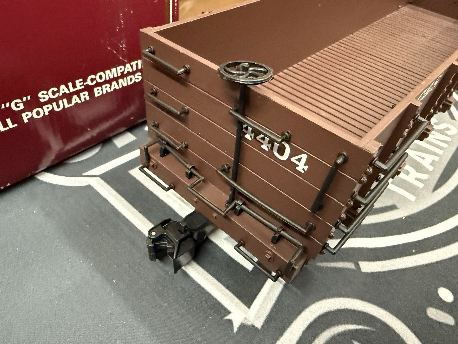 BACHMANN 93724 COLORADO SOUTHERN 4404 GONDOLA LN/BOX – MKN Trains